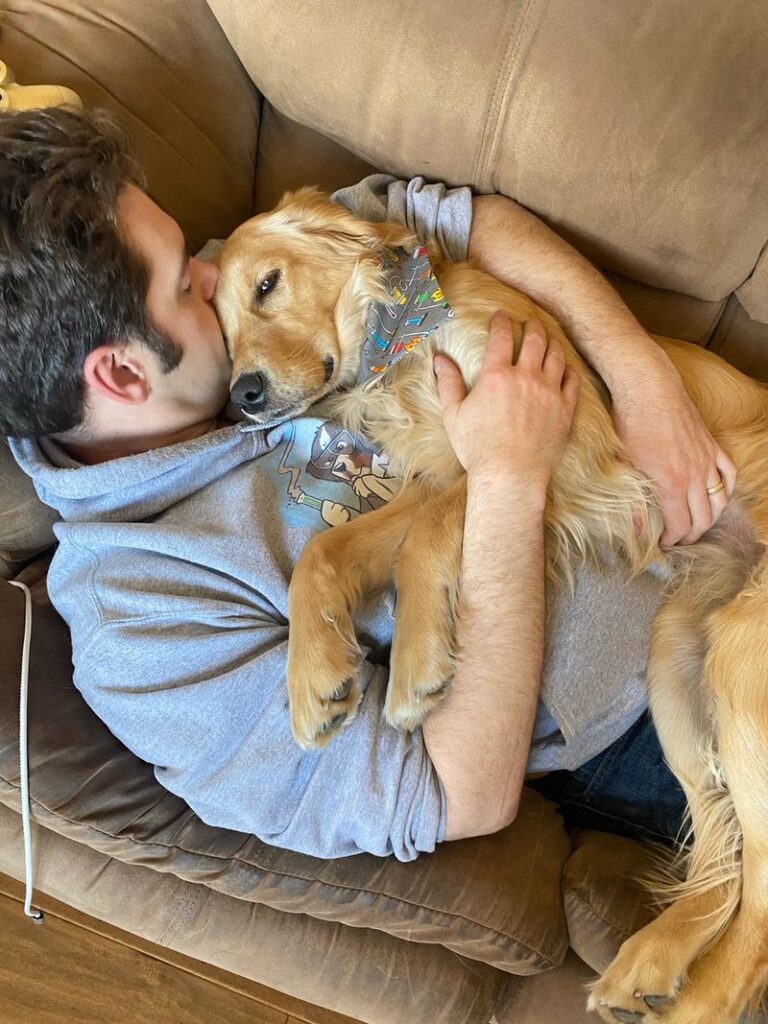 These 13 Cuddly Dogs Are the Ultimate Bedtime Companions - Epic dogs tales